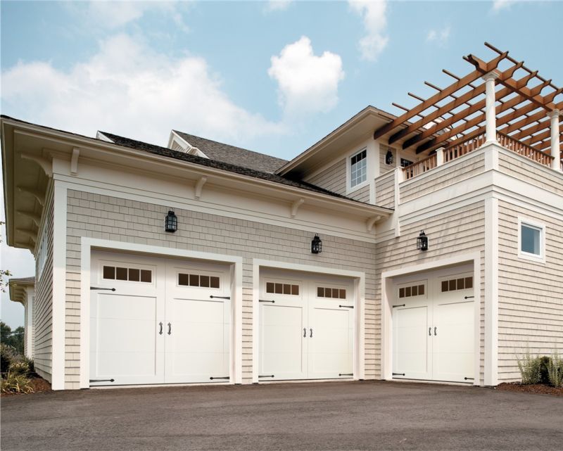 Courtyard Garage Doors, Overhead Door Company of Kearney™